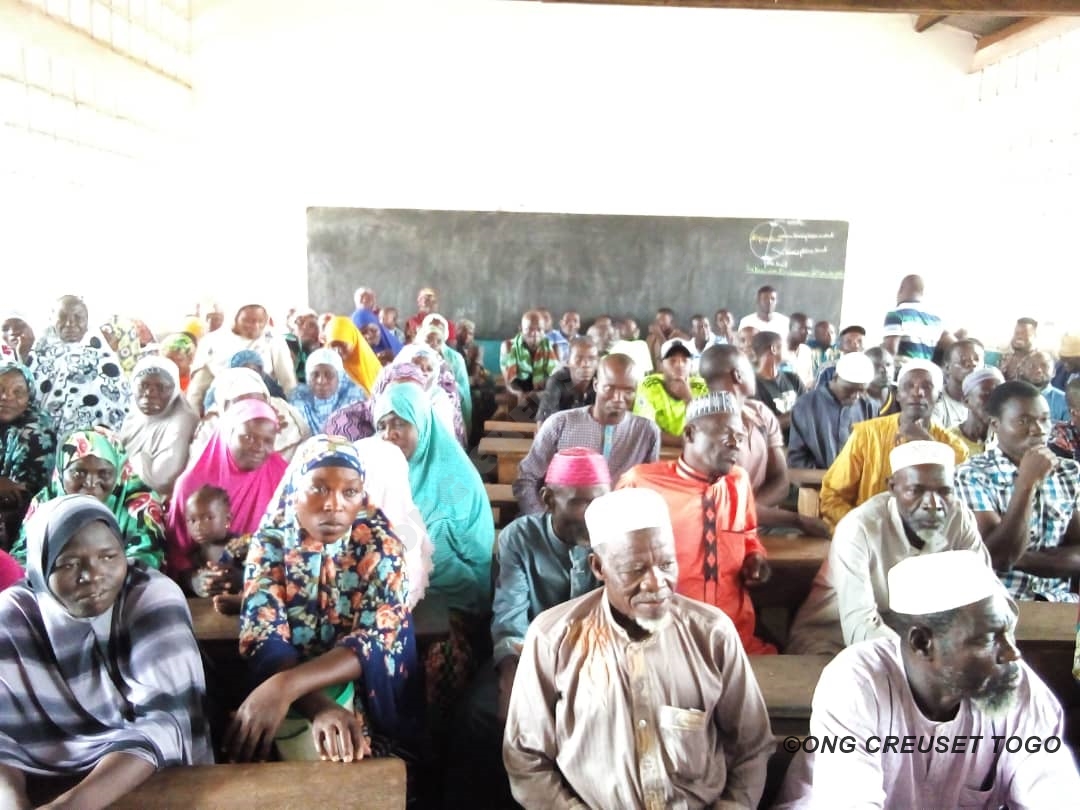 Les parents d’élèves de la préfecture de TCHAMBA proscrivent la ...